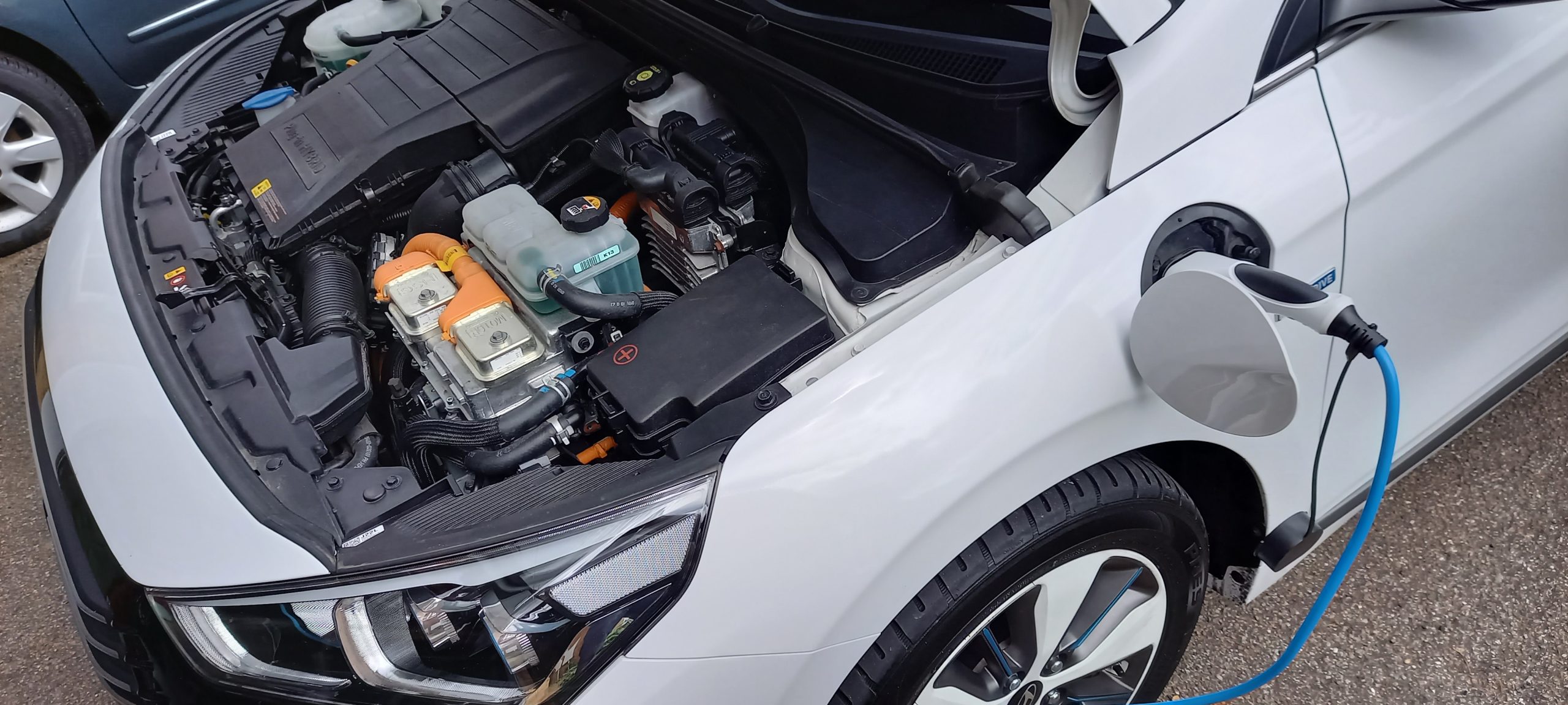 Ak Automotive AK Automotive - motor industry training and technical ...