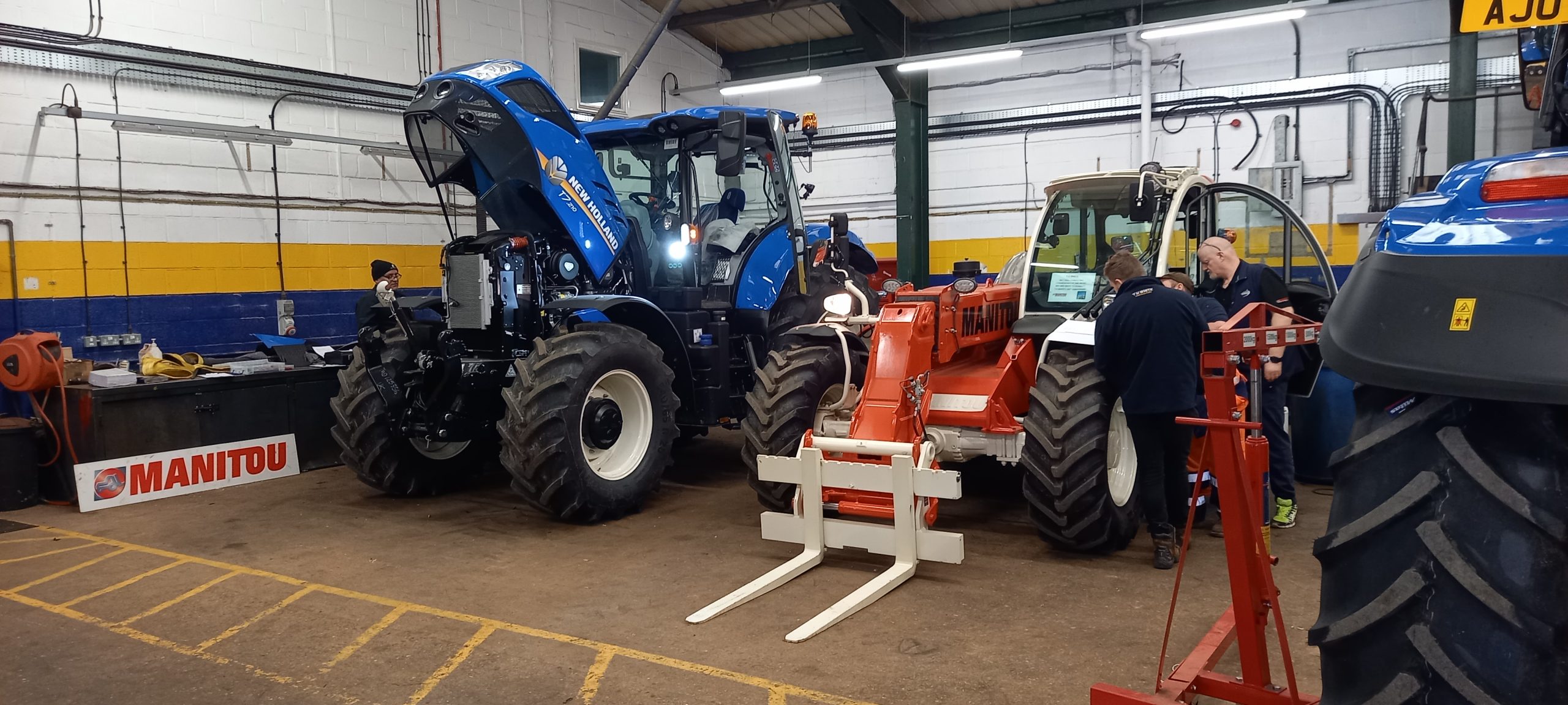 Gallery of on-site courses with AK Automotive – Ak Automotive